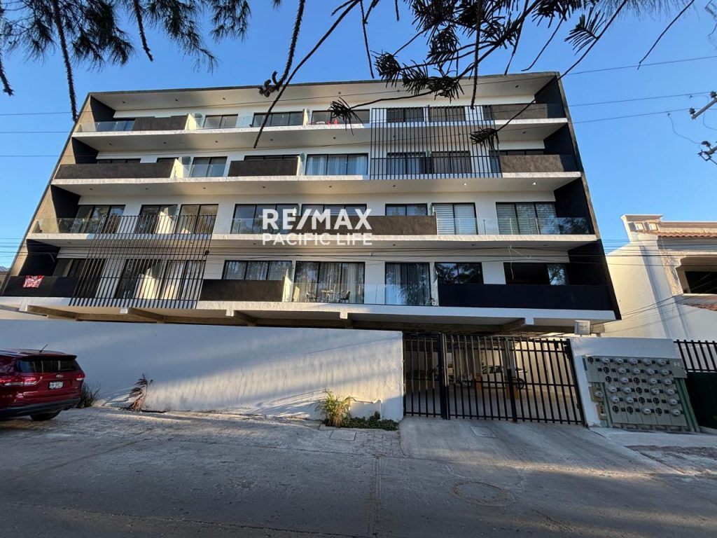 CONDOMINIO EN VENTA TORRE SUR – RE/MAX Pacific Life